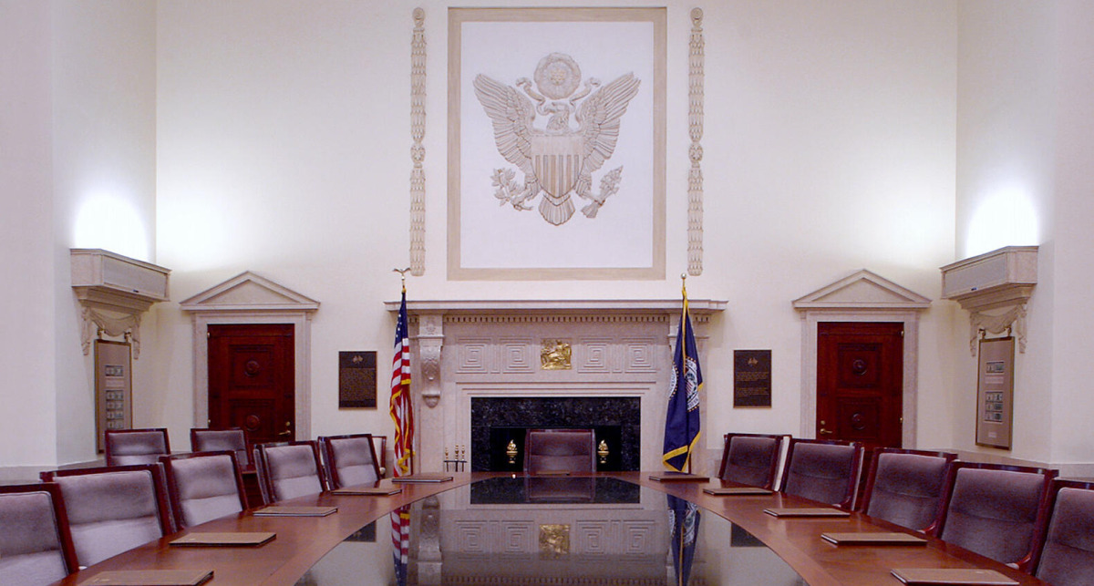 Fog of data uncertainty ahead of Fed's crucial rate call