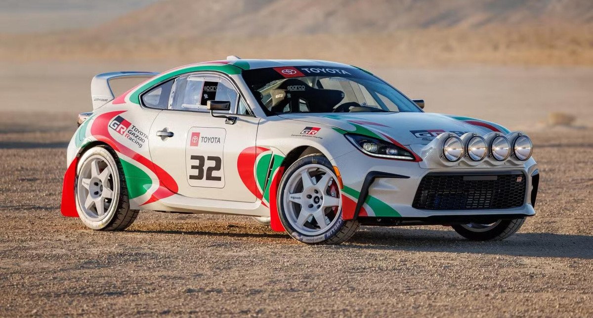 Toyota reveals nostalgic GR86 rally concept car | Azzet™ - Where ...