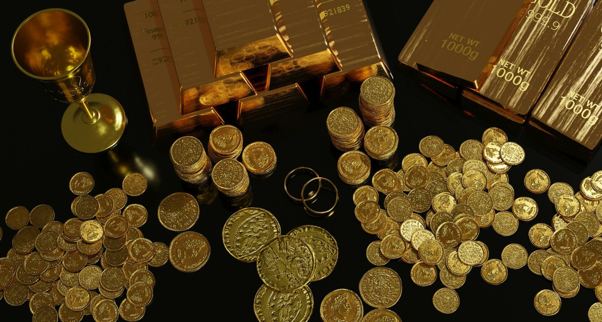 Gold price up, silver dips as indices rebalance