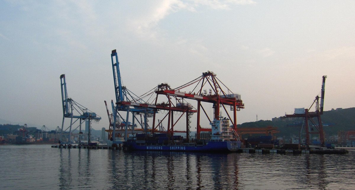 Chinese ship accused of cable cutting off Taiwan coast