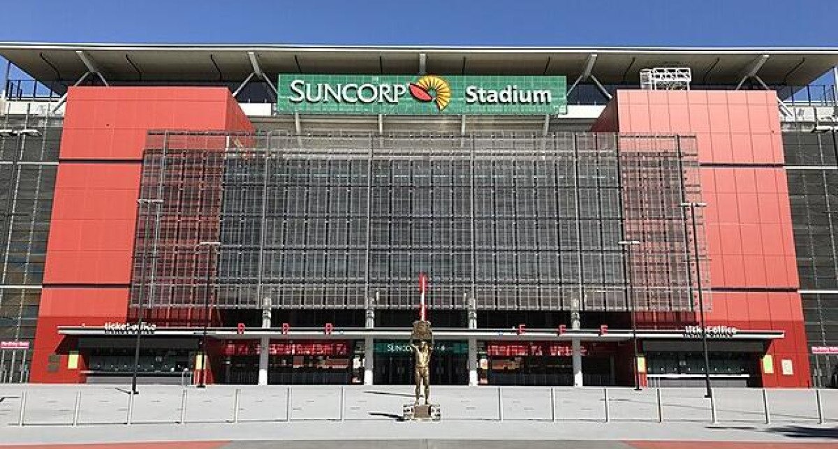 Bank sale boosts profits as Suncorp slims to insurance